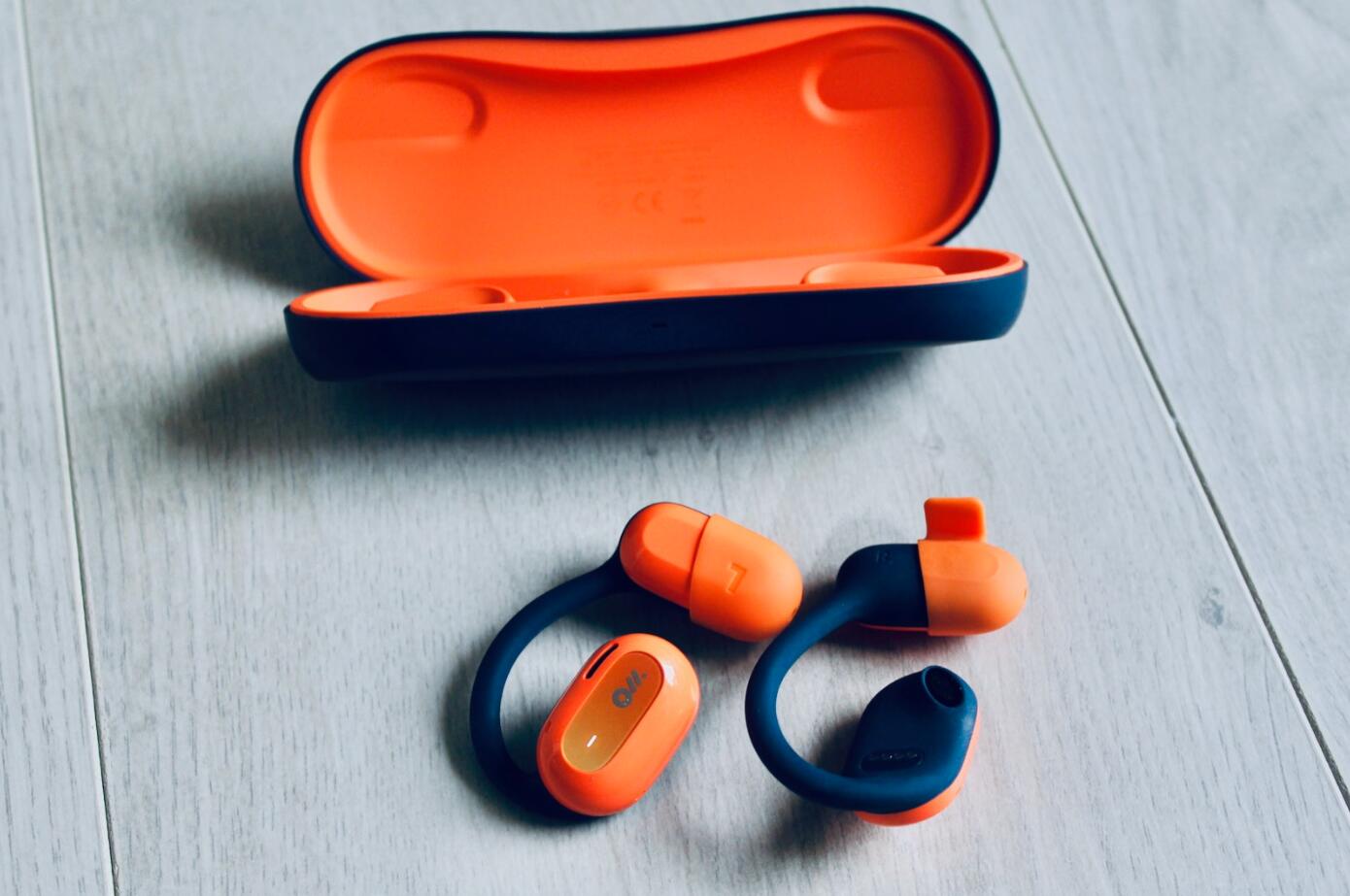 the pogo pin magnetic charging solutions of open ear headphones - Top-Link